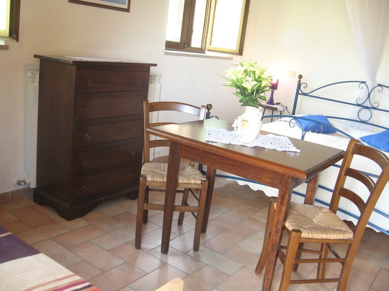 Lovely Panorama, Pool And Valley View, Equipped With Kitchenette. - Marches