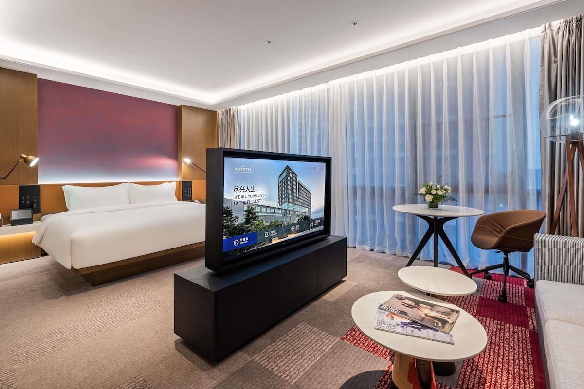 Suite, 1 cama king-size (Privilege) | Edredões de penas, minibar, secretária, Wi-fi grátis