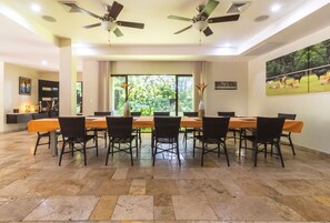 Villa Deluxe | Sala de jantar