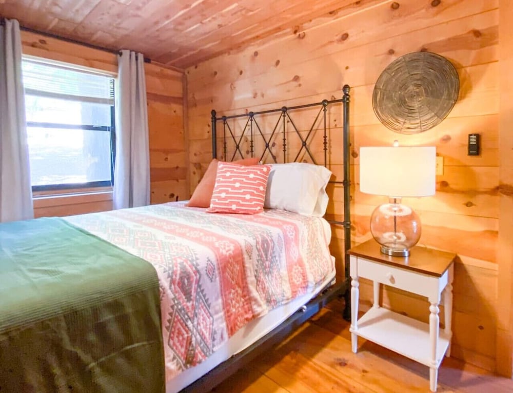 Trout Run Lodge ~ With Gorgeous White River Views - Arkansas