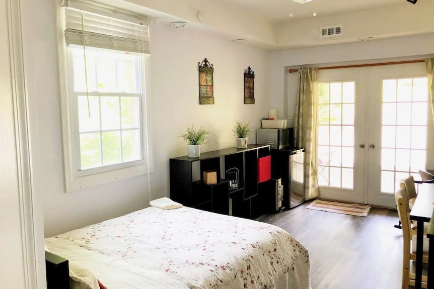 Private, Sanitized Loft, With Discounts Sleeps 2 - Liberty University, Lynchburg