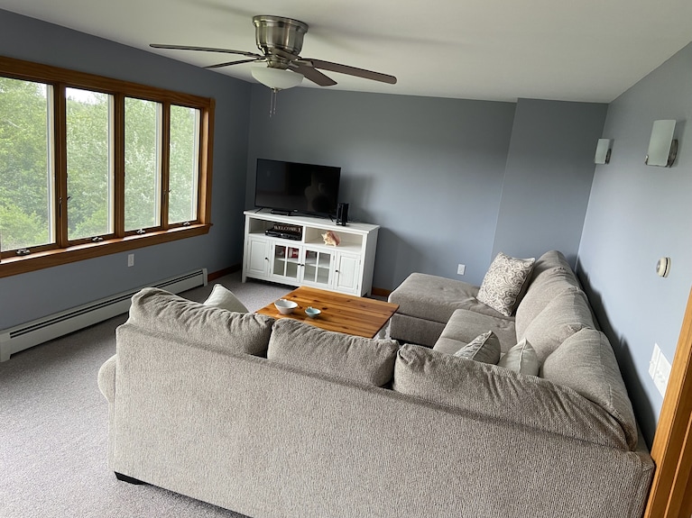 Duck Cove Cottage Overlooking Beautiful Blue Hill Bay - Acadia National Park