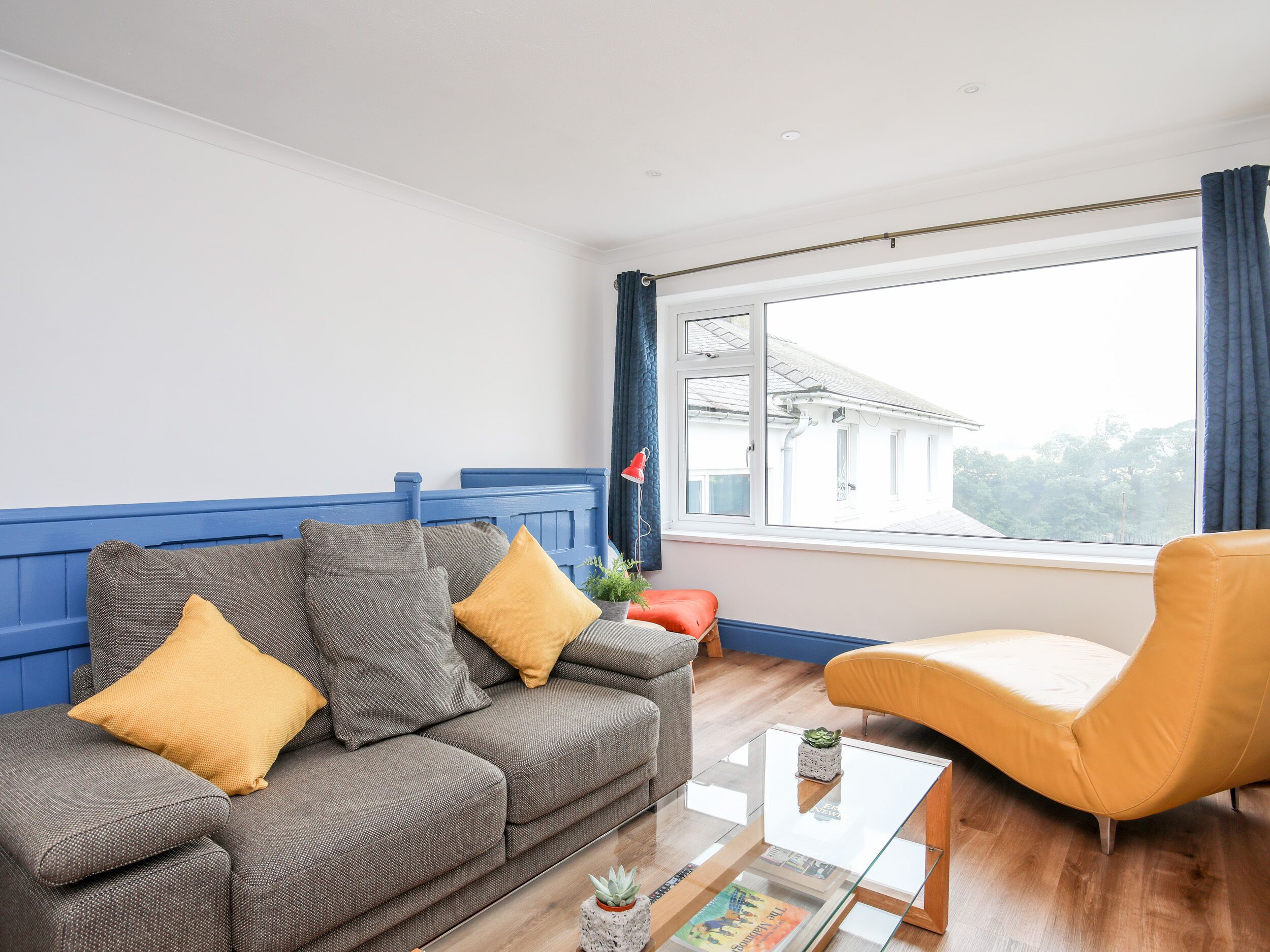 Ty Coets (Coach House), Romantic In Caernarfon - 