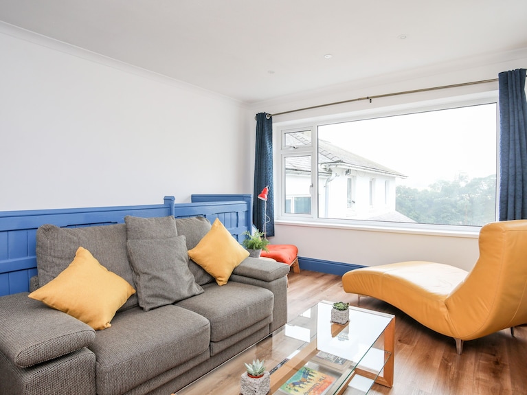 Ty Coets (Coach House), Romantic In Caernarfon -