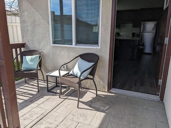 Sleeps 8 Pet Ok 3 Bedroom House Near Dtla - Rosemead, CA