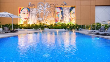 Piscina externa