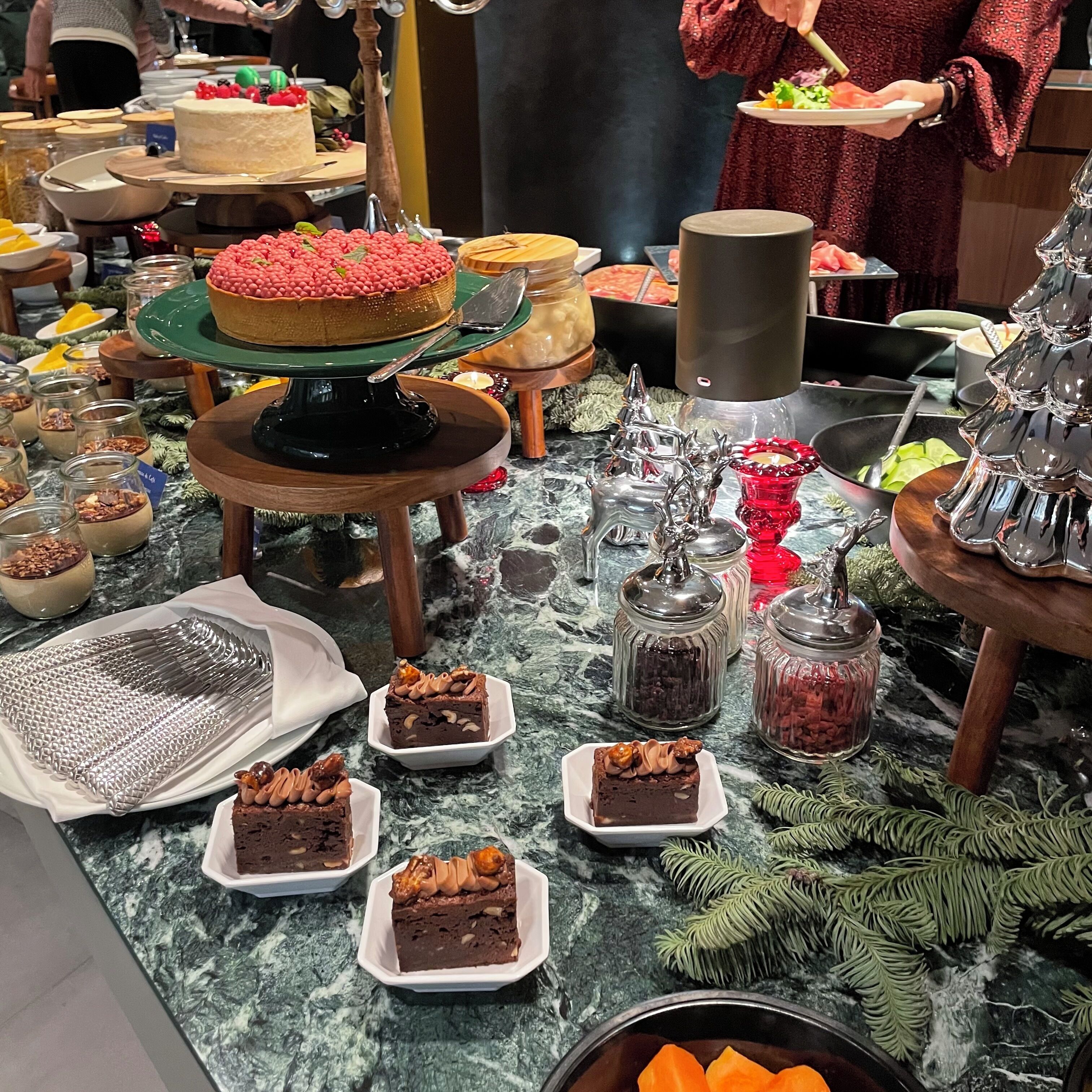 Buffet de pequeno-almoço