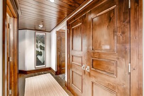 Casa (1a-OWB 36) | 3 quartos, berços, Wi-Fi de cortesia