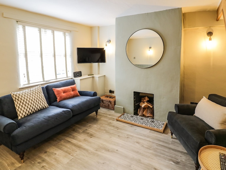 5 Bull Street, Pet Friendly, With A Garden In Stratford-upon-avon - 스트랫퍼드어폰에이번