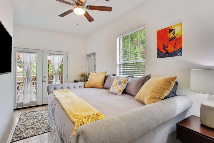 Spacious 5br Group Home With Deck - New Orleans, LA