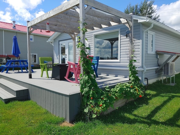 Tiny Cottage - By The Sea Cottage Rentals - New Brunswick