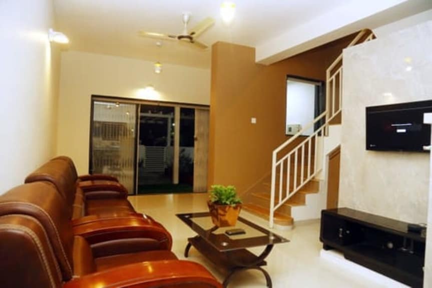 Pink Villa Lonavala - ロナブラ