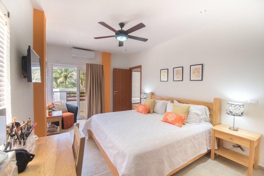 Linda Habitacion Con Acceso A Playa Privada. - Roatán