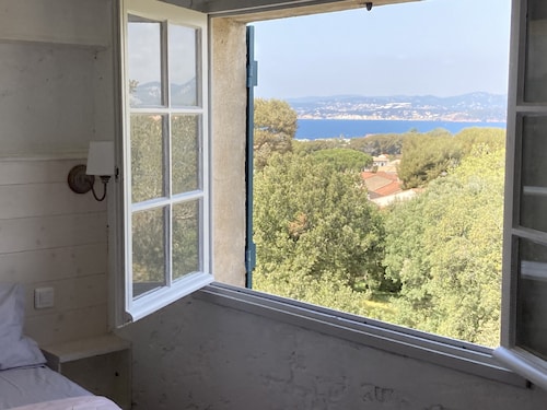 Agréable Villa Classée 4 éToiles Au Brusc Avec Piscine Proche Plage - Var