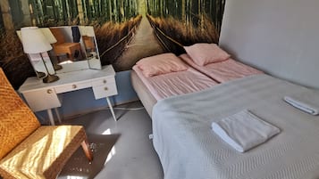 Apartamento | 4 quartos, ferros/tábuas de passar roupa, Wi-Fi de cortesia