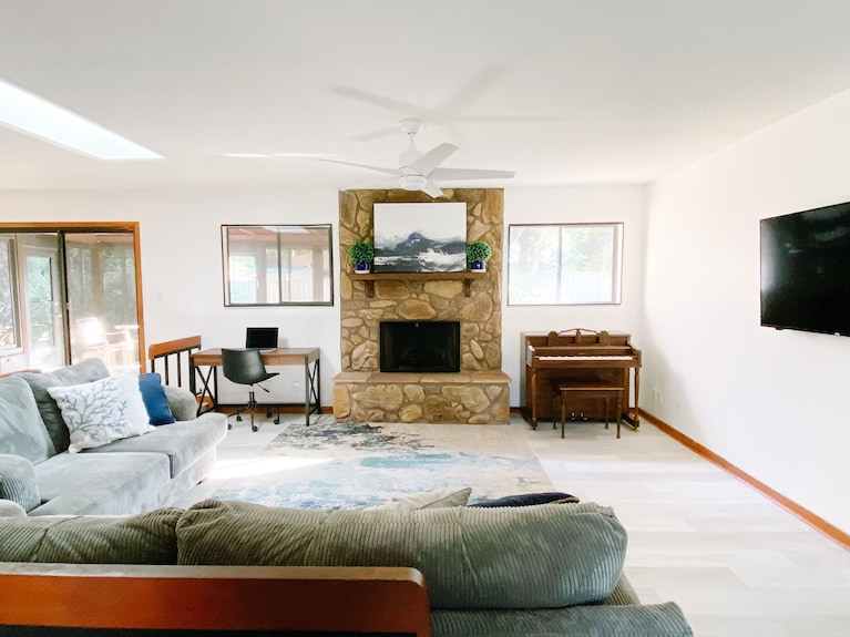 Quiet Retreat With Private Yard And Salt Water Pool Near Daytona Shores - Port Orange, FL