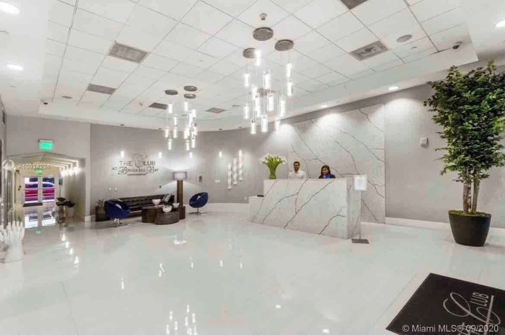 Stylish 1br Modern Apt In Brickell - Free Parking! - Pinecrest, FL