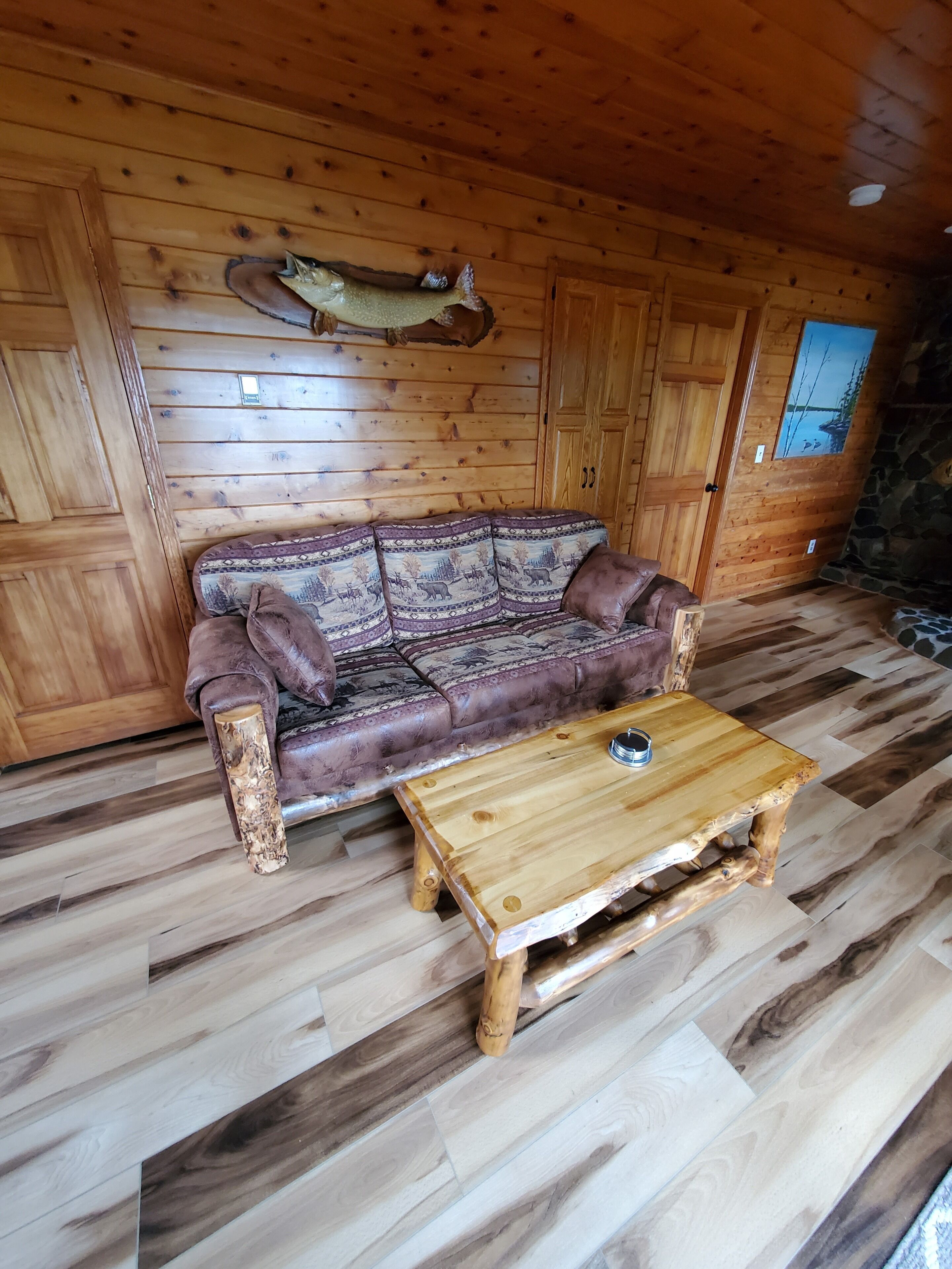 Relax And Enjoy Fishing And Wildlife On Goose Lake - Minnesota