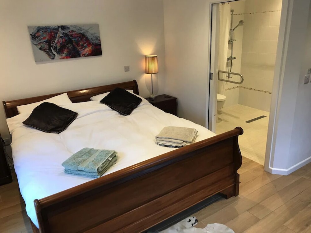 The Parlour - Spectacular Views, Country Walks, Cozy Nights, Pet Friendly. - East Sussex