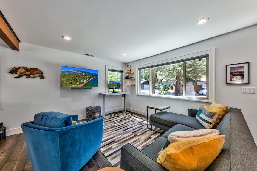 Lodgechic - Pets, Hot Tub, Ground Floor Living - 南太浩湖