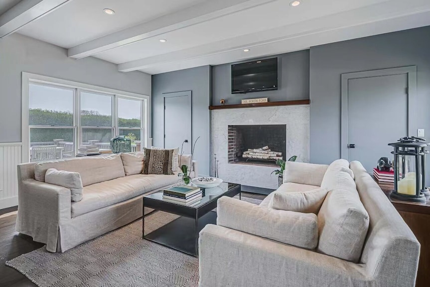 Stunning Farmhouse W/ Solar Heated Pool In North Fork, Farmstands, Winery& Beach - The Hamptons, NY