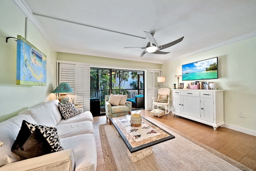 Chic Captiva Villa Residence With Great Amenities - Blind Pass, Captiva