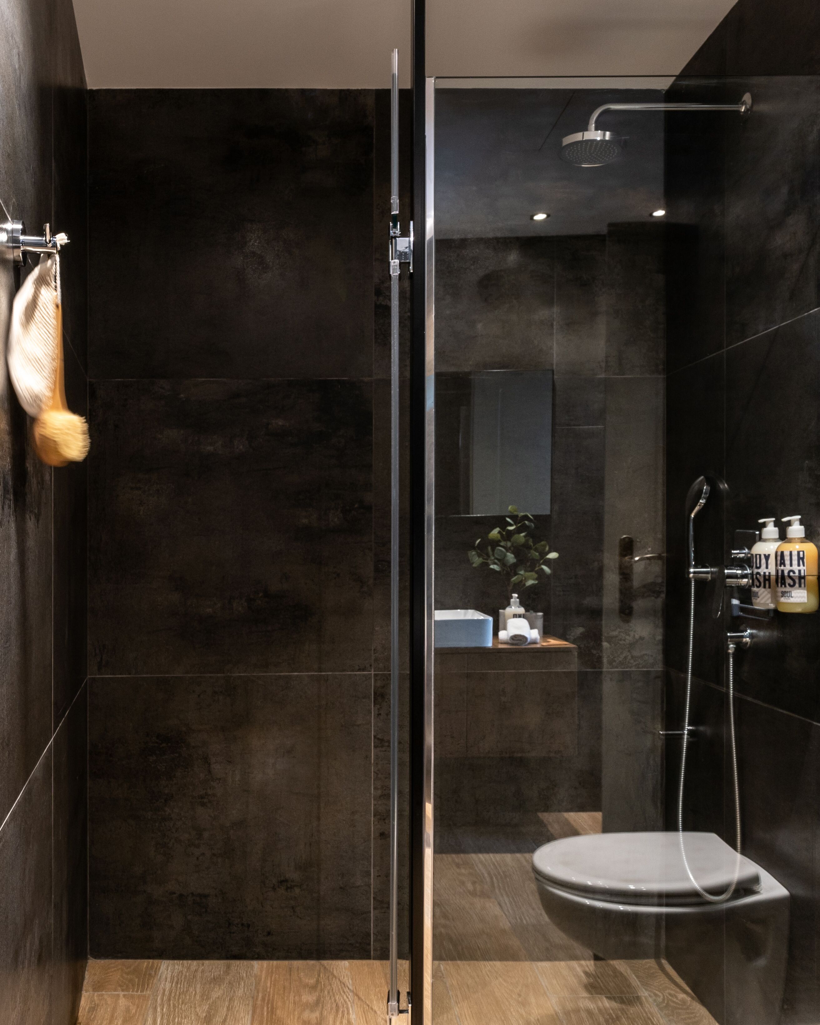 Suite Presidencial, terraço (Acropolis View) | Casa de banho | Um polibã, um chuveiro fixo, artigos de higiene ecológicos 