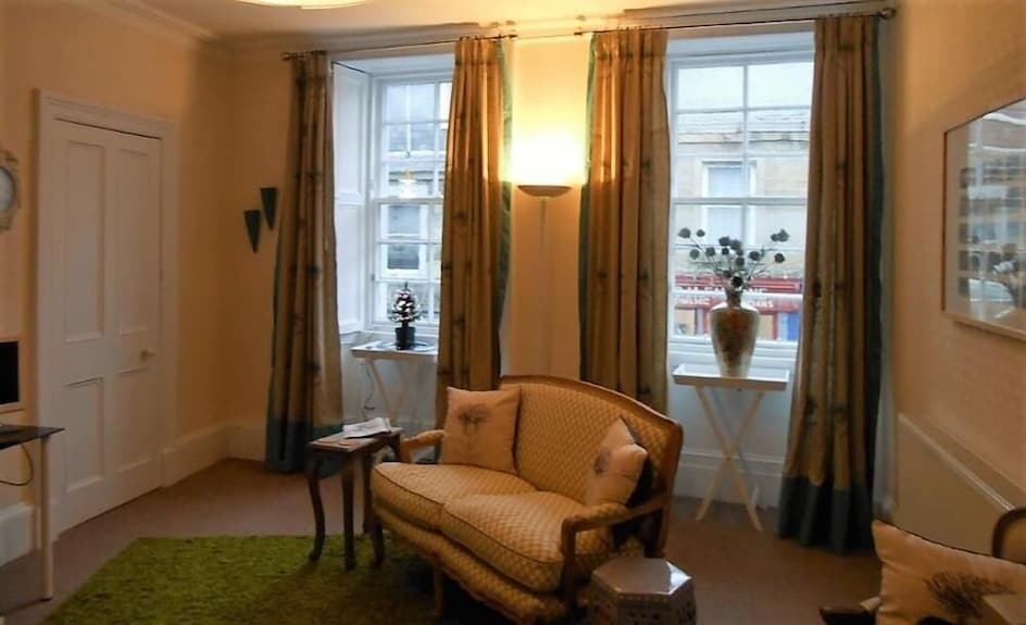 Montrose Apartment - An Apartment That Sleeps 3 Guests In 2 Bedrooms - Melrose