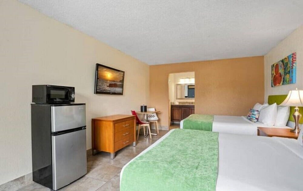 Peaceful Room With 2 Dbl Beds A Short Ride To Theme Parks - Kissimmee