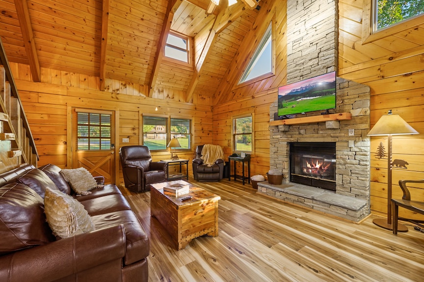 Spring Specials! Hot Tubmountainviewarcade Games Gamejacuzzi Fireplace - Great Smoky Mountains National Park