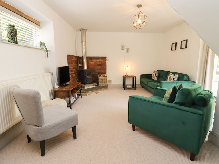 The Coach House, Pet Friendly, With Pool In Ross-on-wye - Wilton Castle