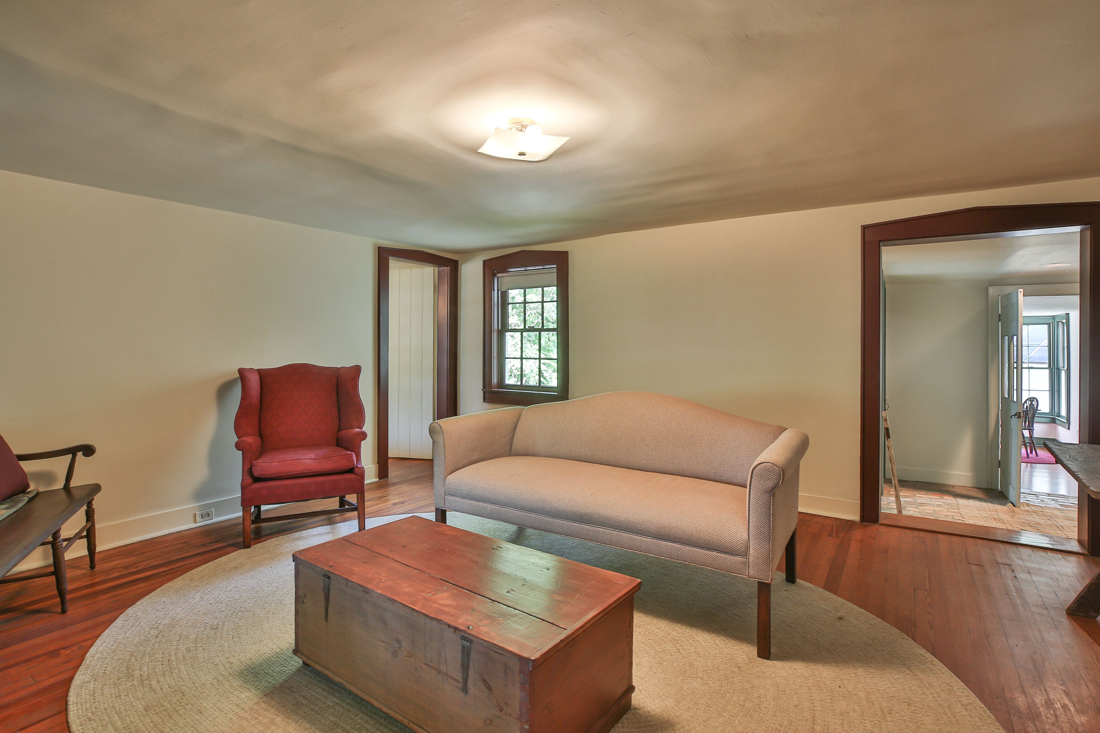 Lamontagne Farmhouse A Rural Pristine Setting - Virginia