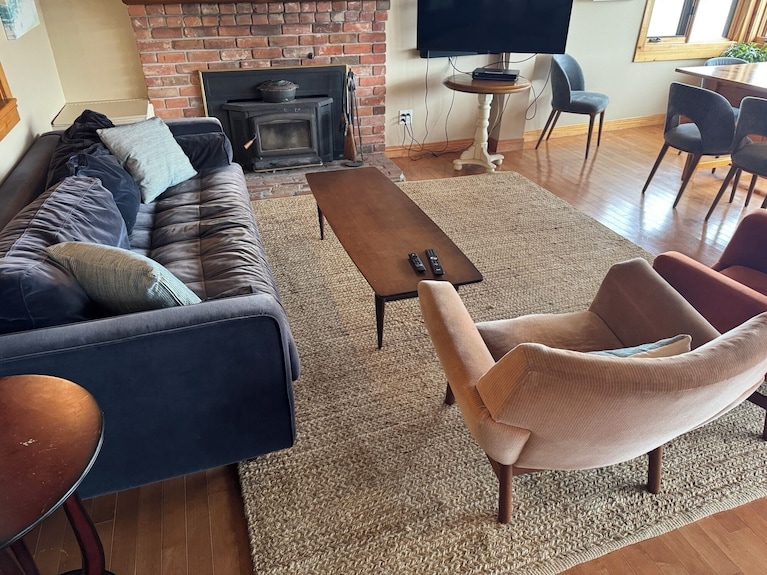 Luxury Waterfront & Woodland! - Prince Edward