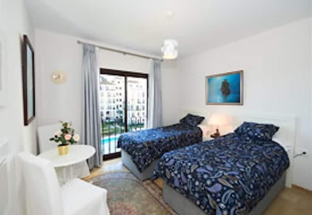 Appartement "Marina La Duquesa Beach Resort" Avec Vue Sur Mer, Piscine, Terrasse Et Jardin - Andalousie