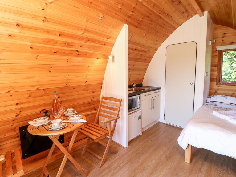 Lovesome Pod, Romantic, With Hot Tub In Northallerton - North Yorkshire