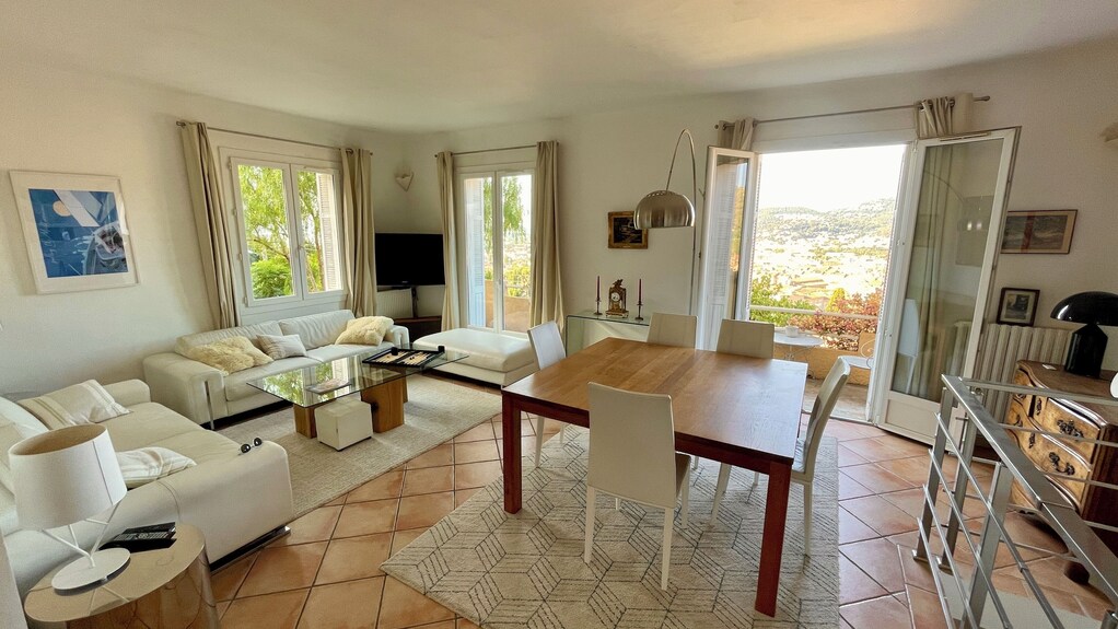 Villa 8 Pers, Vue Mer, Centre-ville, Quartier Du Paradis, Au Calme - Var