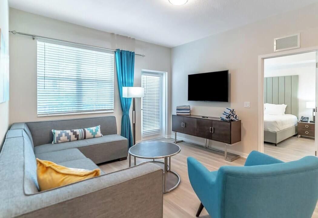 Vista Cay Condo, Resort Pool Access, Near Disney - SeaWorld Orlando, Orlando