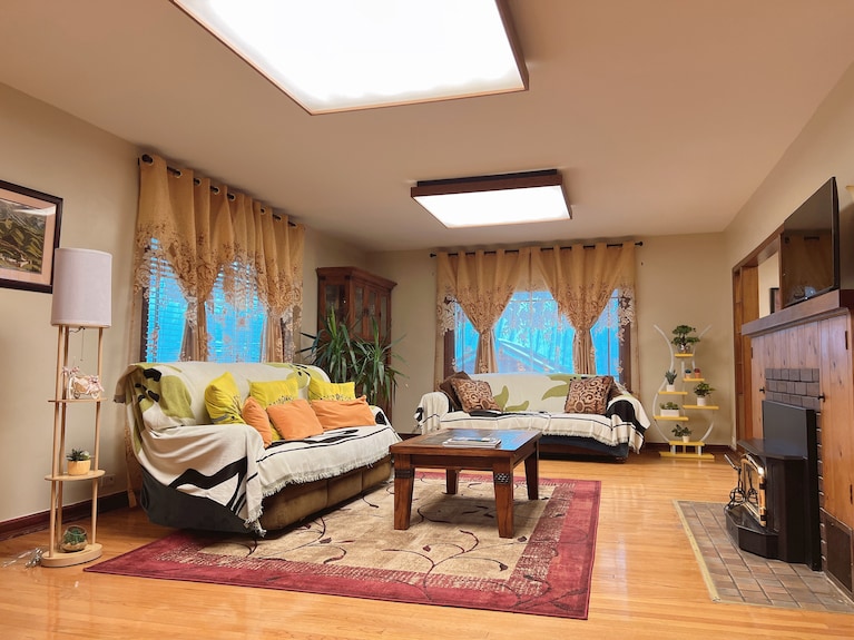 Beautiful Well Preserved Historical 2 Bedroom House. 1112b - Carbondale, CO