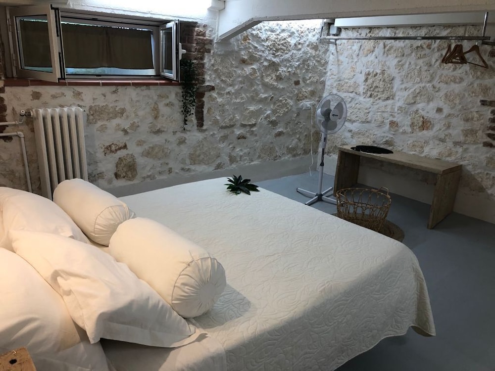 Private Room With Exclusive Spa - Syracuse