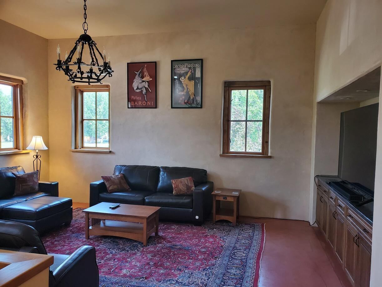 This Deluxe Spanish-style 4-bedroom Home Offers The Best Of Bozeman! - Bozeman, MT