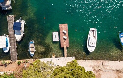 Stunning Home In Zaton Mali With Wifi And 5 Bedrooms - Kroatië