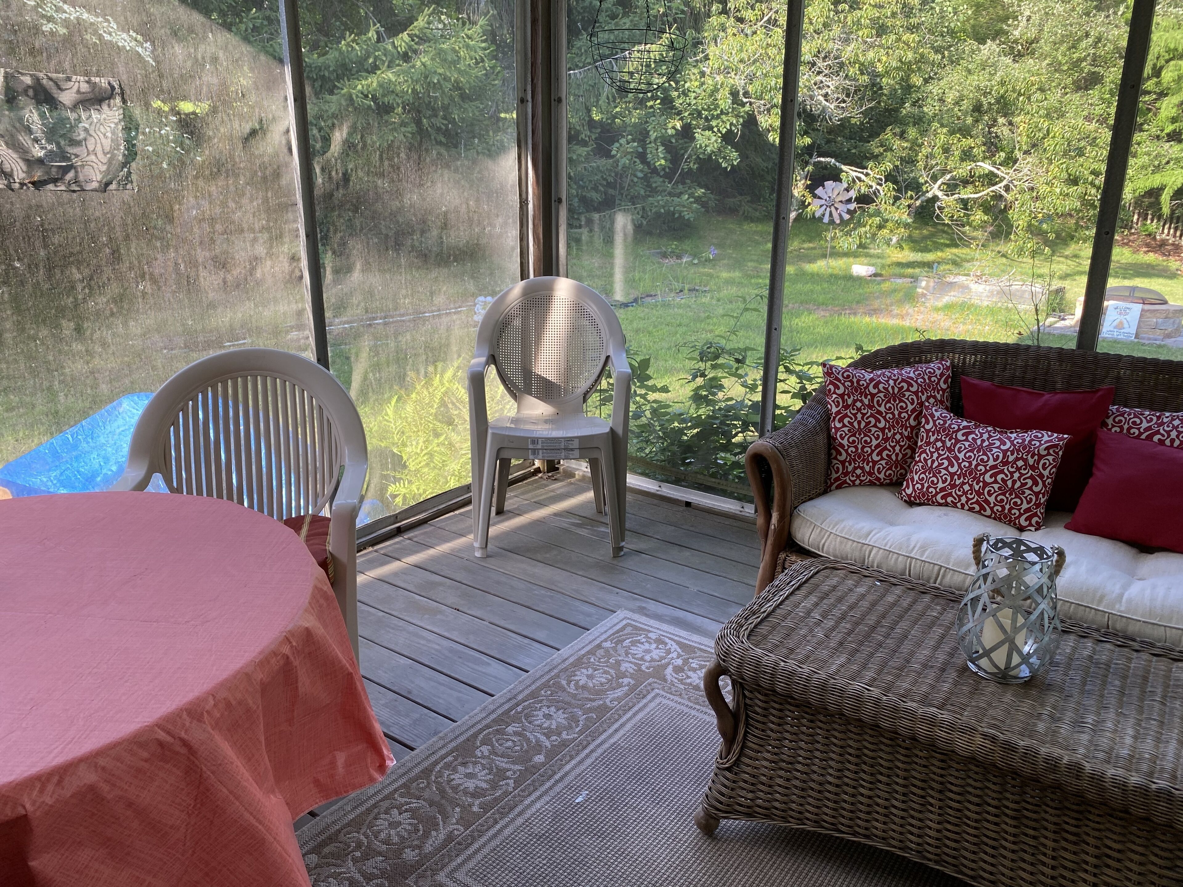 New Outdoor Shower! Less Than A Mile From Dunes Beach And Beach Pass Included!! - Rhode Island