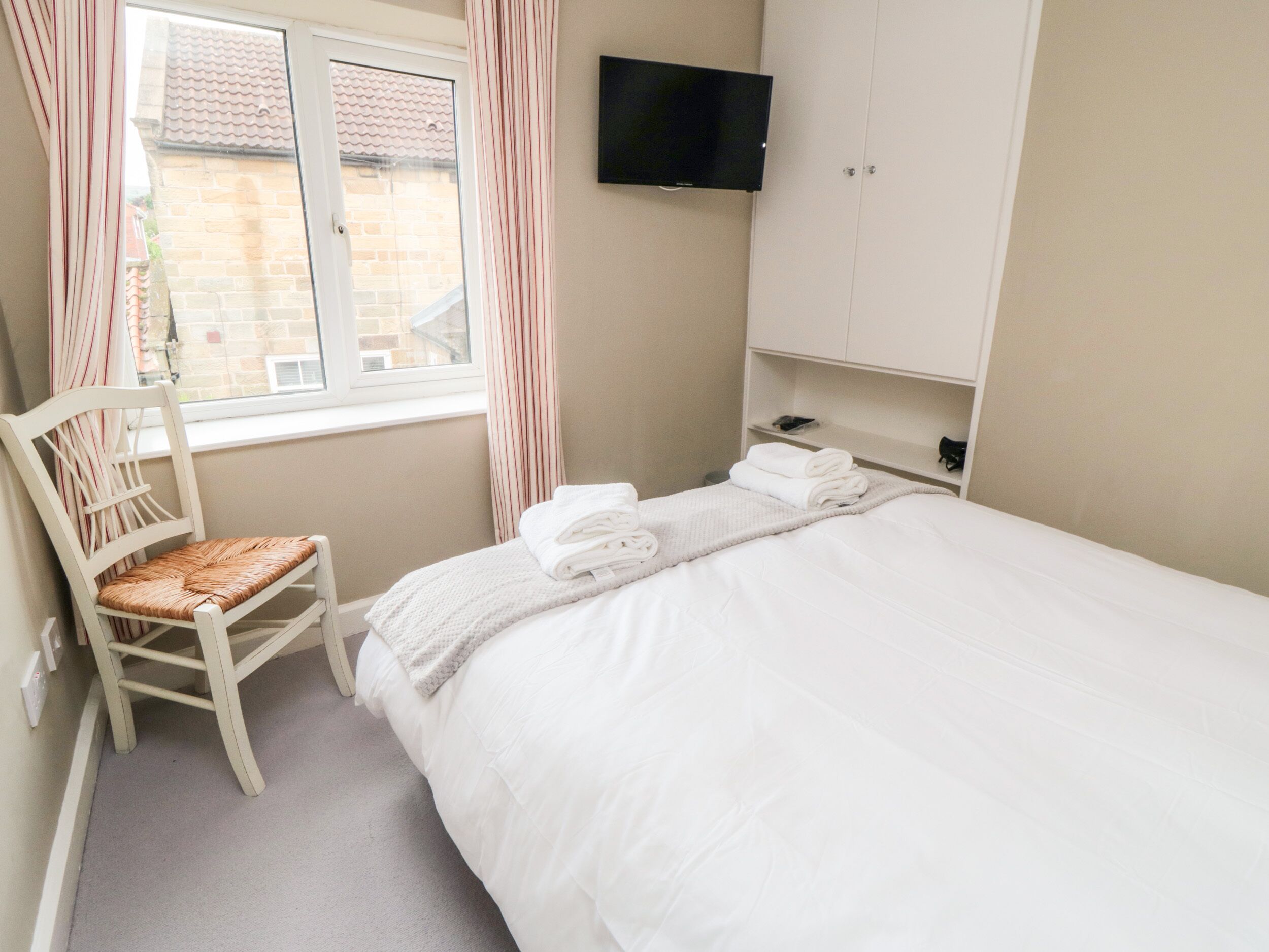 Swainby Cottage, Pet Friendly, Character Holiday Cottage In Swainby - Osmotherley