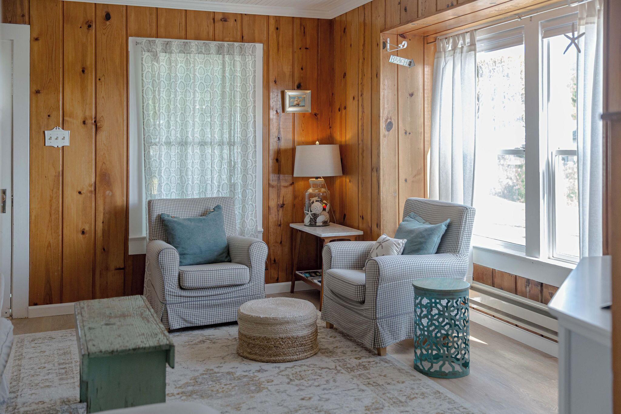 2 Bedroom Bungalow Steps To Downtown Rockaway And Beach - Rockaway Beach, OR