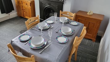 Casa de Campo | Cozinha privada | Um frigorífico, uma máquina de lavar louça, uma chaleira elétrica