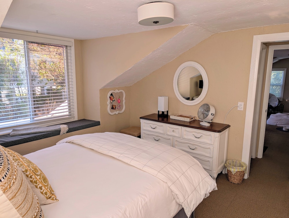 Cozy Cabana ....Walk To The Beach And St Armand's Circle! - Sarasota, FL