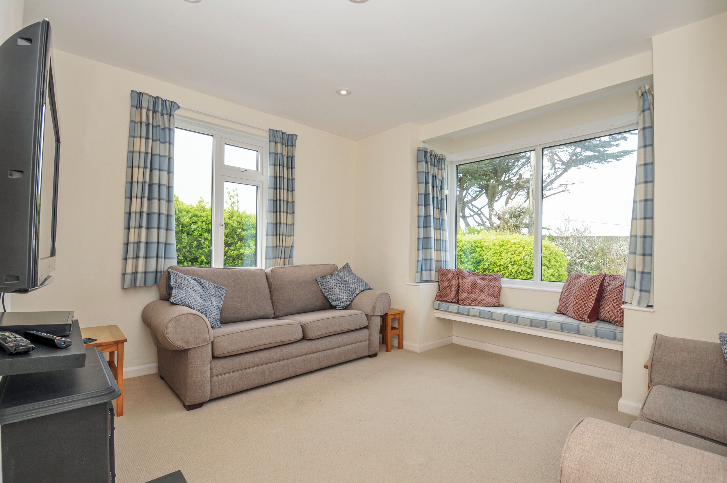 Hillcroft Bungalow, Pet Friendly In Polzeath - Padstow