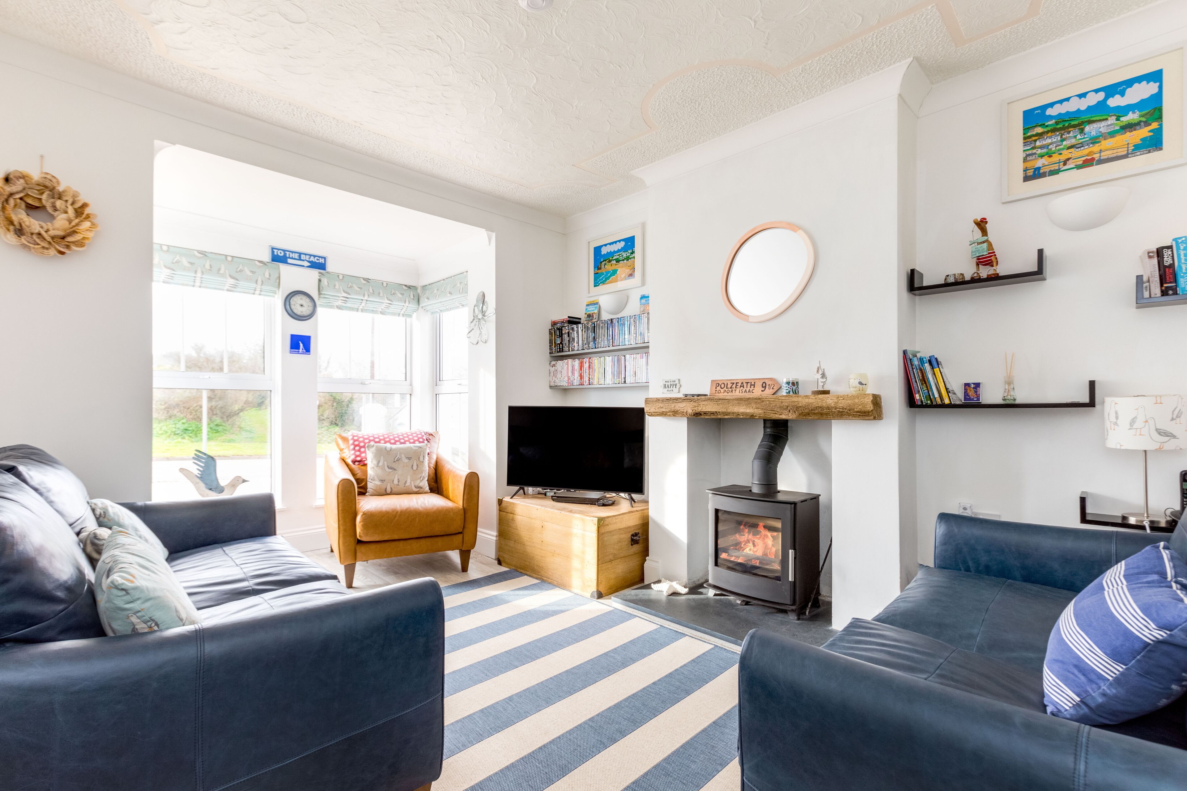 Number 28, Pet Friendly, With Open Fire In Port Isaac - Port Isaac