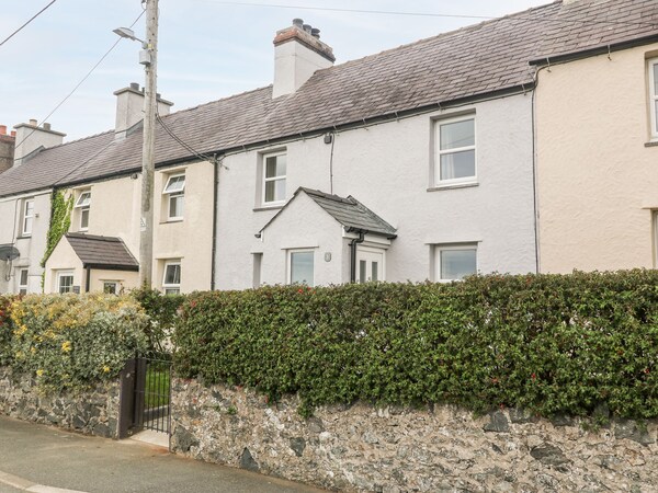 3 Green Terrace - Anglesey