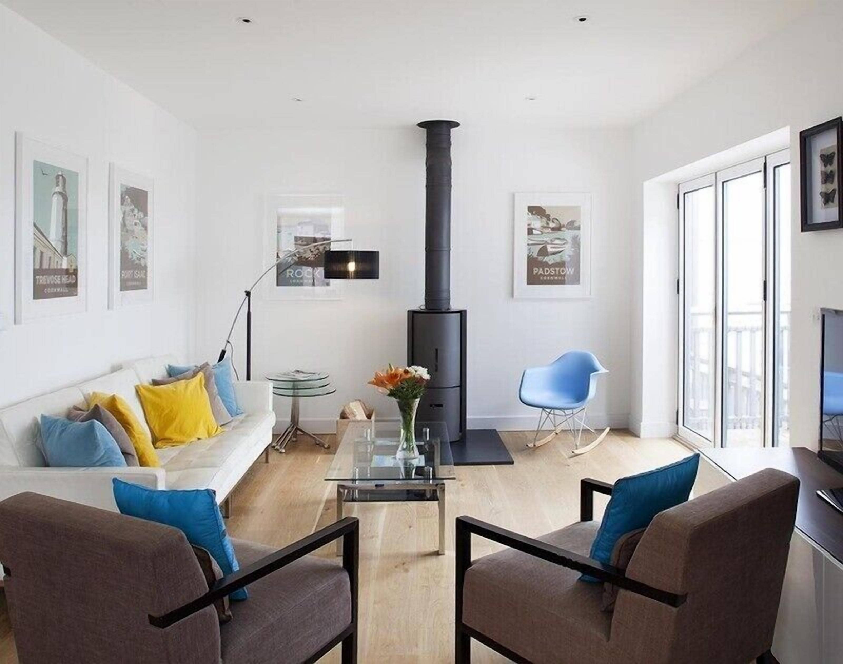 The Beach Hut, Pet Friendly, With Open Fire In Polzeath - Padstow